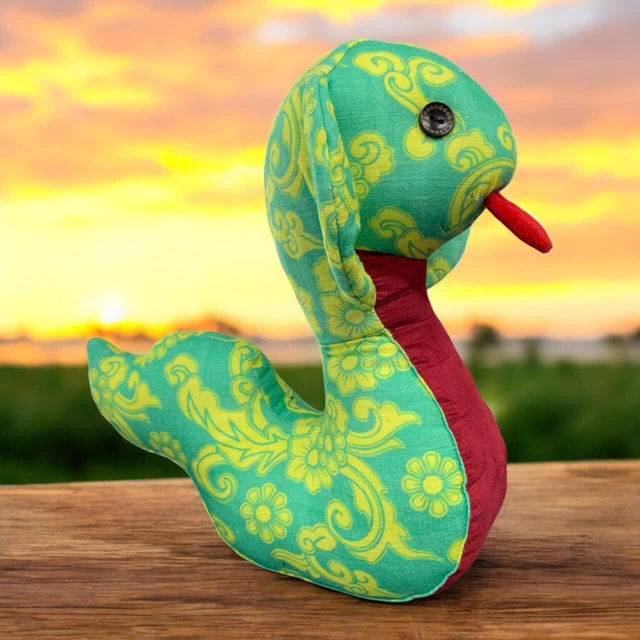 KHÁM PHÁ LINH VẬT RẮN ĐẠI DIỆN CON GIÁP CỦA NĂM ẤT TỊ 2025 | KYMVIET